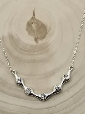 NRT | Jewelry | Vintage Nrt Silver Tone Cz Bar Necklace | Poshmark